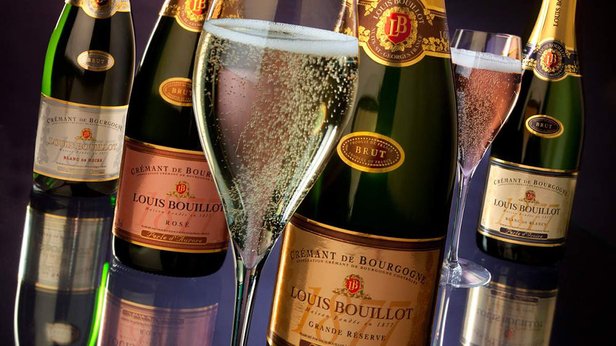 Cremant De Bourgogne (Styles, 10 Best Bottles, Prices)