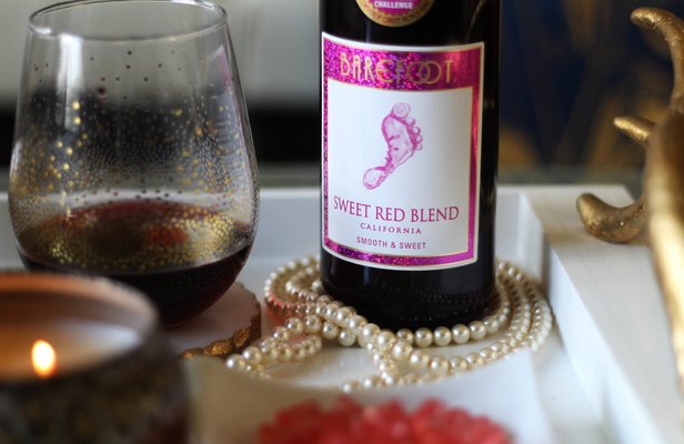 Barefoot Sweet Red Blend: Tasting Notes, Price, Reviews